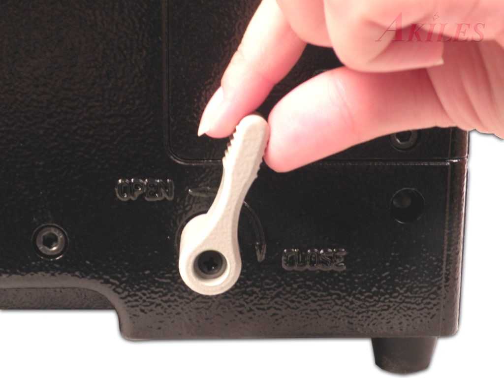 Akiles FlexiPunch-E | Interchangeable Punching Die Machine